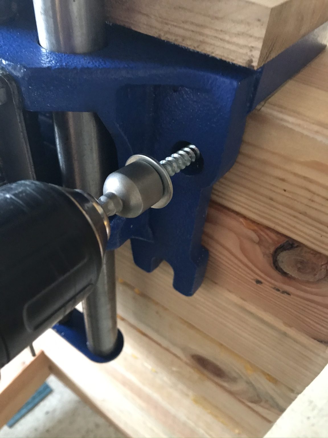 Woodworking Vice Installation - how to install a workbench vise