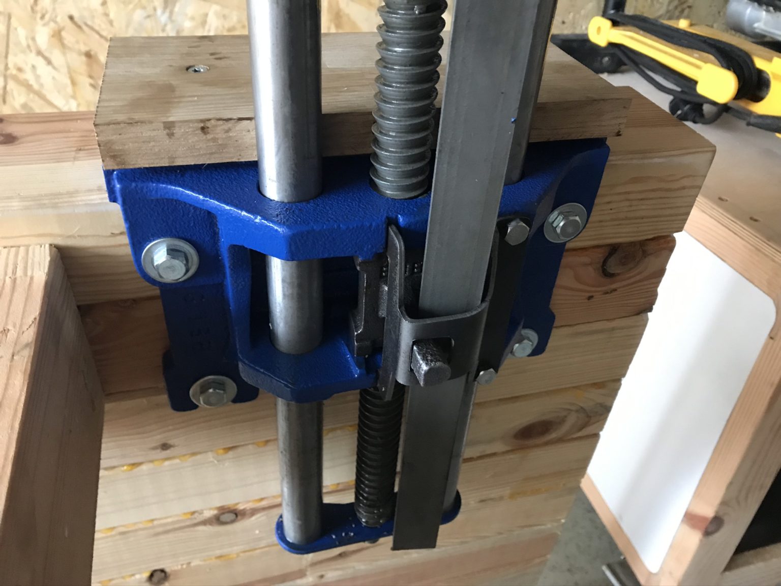 Woodworking Vice Installation - how to install a workbench vise