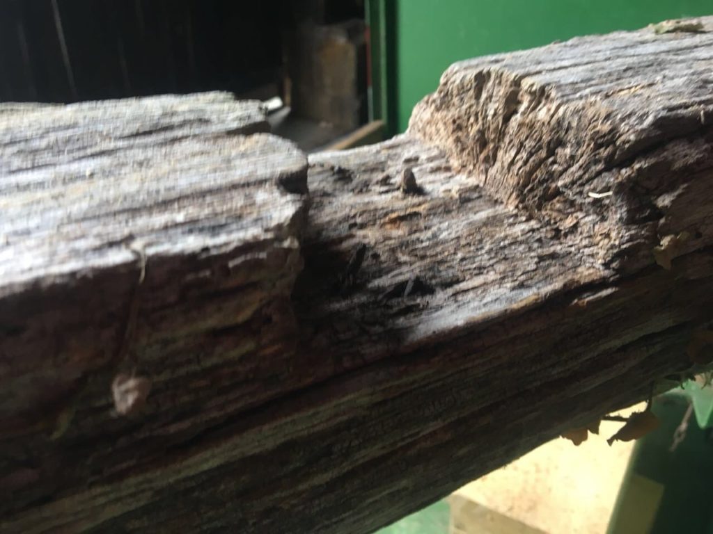 How to Restore Barn Wood or Reclaimed Wood - 4 Easy Steps
